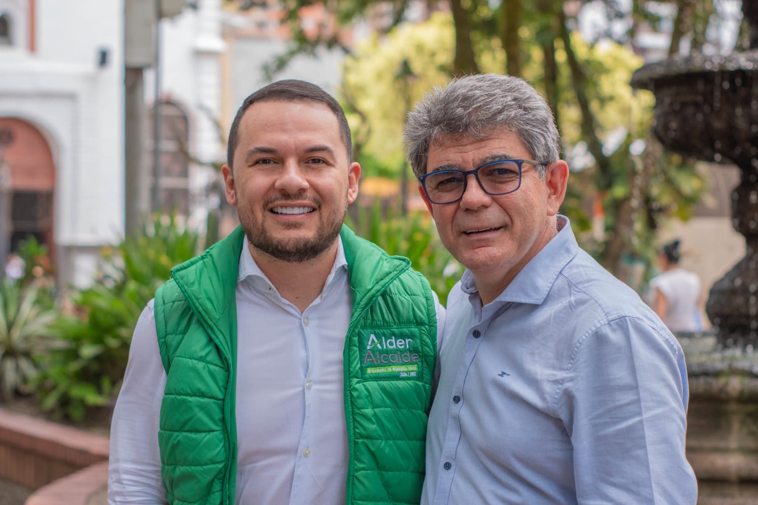 CONCEJALA DEL CD Y UN EX ALCALDE, SE UNEN AL CANDIDATO A LA ALCALDÍA DE ...